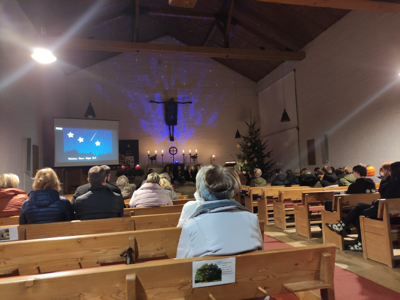 Ein gut besuchter Gottesdienst | Evangelisch zwischen Donau und Wald